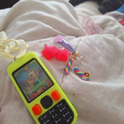 Retro Water Bubble Game Necklace in Pink Green Orange or Yellow ...