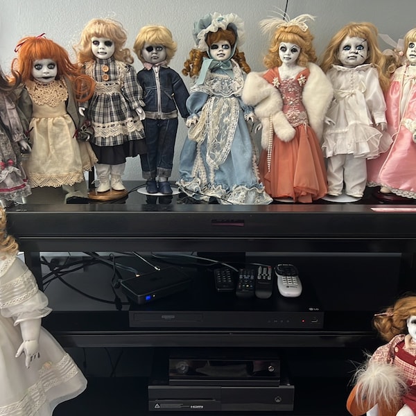 Creepy Old Fashioned Ghostly Girl Doll Spooky Doll Macabre Decor Horror ...