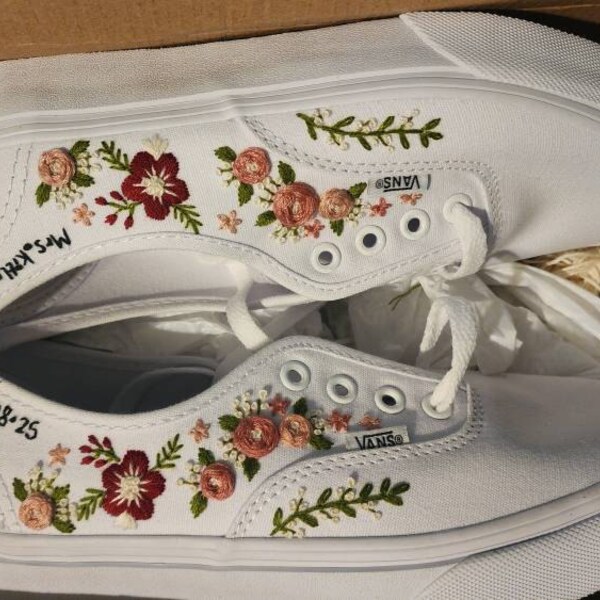 Customized Converse Embroidered Shoes Converse Chuck Taylor 1970s ...
