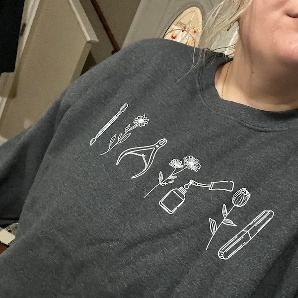 Minimalist Nail Tech Sweatshirt, Wildflower Nail Artist Sweatshirt ...