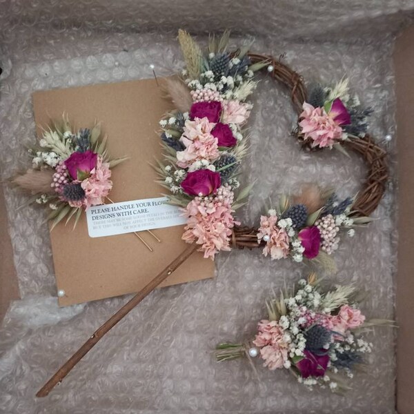 Meadow Mixed Dainty Dried Flower Wedding Buttonhole - Etsy UK