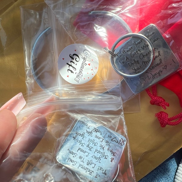 Personalised QR Code Keychain. Customized Metal QR Code Key Chain Rose ...