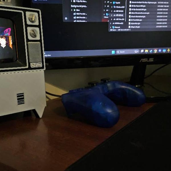 RG35XX Plus Retro TV Box Enclosure - Turns Your Miyoo Into a Retro TV ...