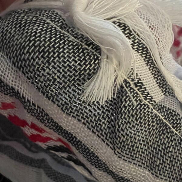 Keffiyeh - Palestinian Embroidery Shawl - Etsy