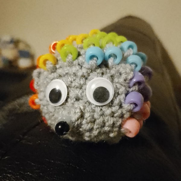 Beaded Fidget Hedgehog Crochet Pattern | Crochet Fidget Toy | Fidget ...