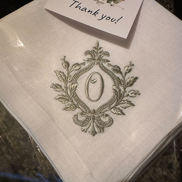 Chinoiserie Blue Willow Embroidered Linen Napkin, Holiday Table Decor ...