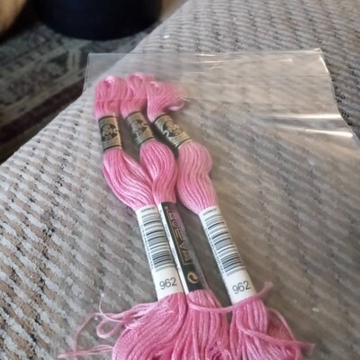 DMC 413 6-strand Floss Pewter Grey Dark - Etsy