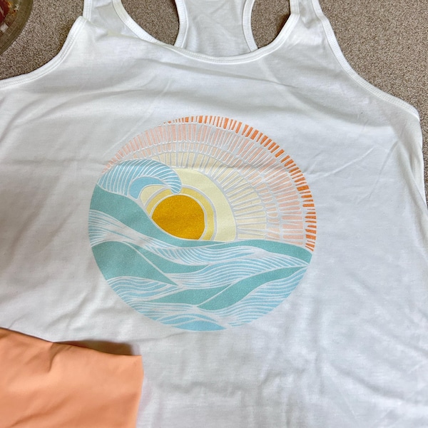 Barrel Wave Sunset Graphic Tank Top - Retro Surf Style Summer Vacation ...