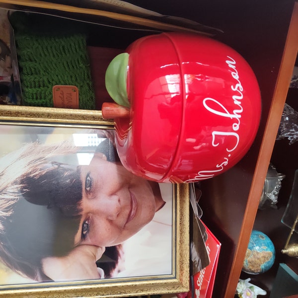 Gradcap Topper | Palestinian Graduation Cap | Floral & Olive Branches ...