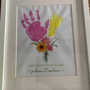 Custom Names Handprint Mother's Day Keepsake Grandma Floral Art Flower ...