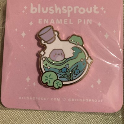 Frog Pond Potion Enamel Pin Kawaii Magic Lily Pad Lapel Pin, Potion ...