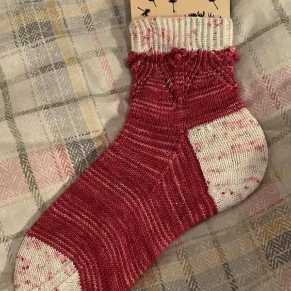 Bee Happy Hand Dyed DK Boucle Yarn - Etsy