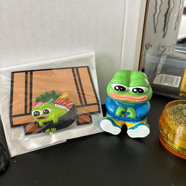 Sad Avocado Realistic Black Rain Frog Friend Deskpal - Etsy Canada