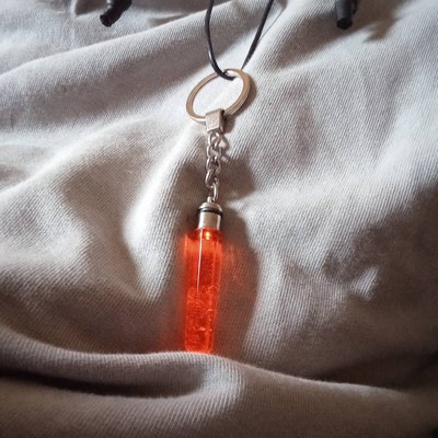 Star Wars Lightsaber Kyber Crystal 100 % Handcrafted Glowing Replica ...