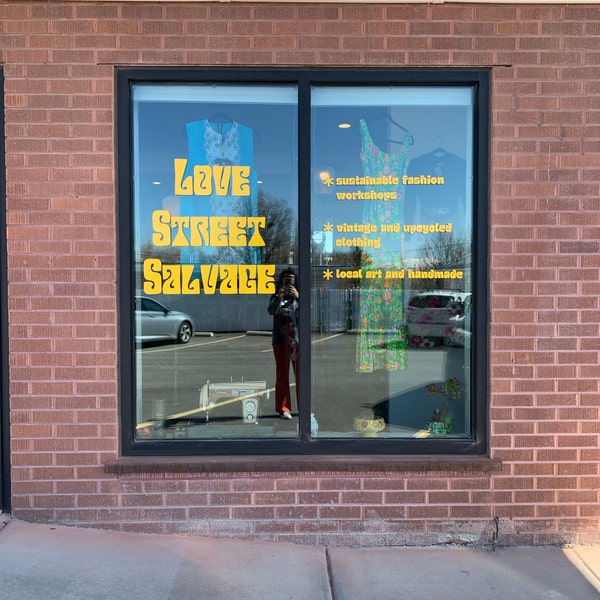 Custom Window Signs - Vinyl Business Signs - Business Decals - Vinyl ...