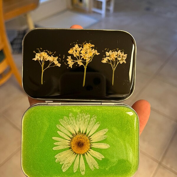 Decorative Tin, Moth, Leaves, Flowers, Jewelry Case, Resin, Real Leaves ...