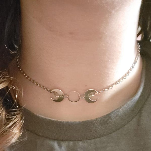 2 COLORS Triple Moon Choker Dainty / Triple Goddess Choker Necklace ...