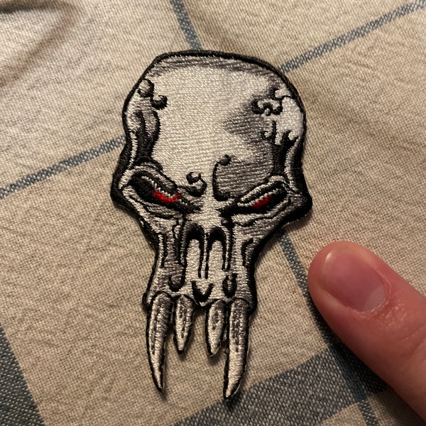 Vampire Skull Embroidered Patch, Skull Iron on Patch - Etsy