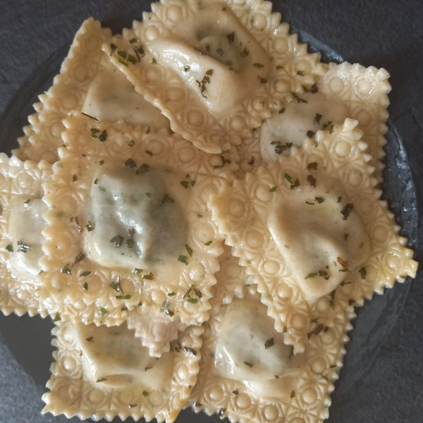 Wooden Ravioli Board: Fresh Pasta Mold - Pearls Pattern, - Etsy