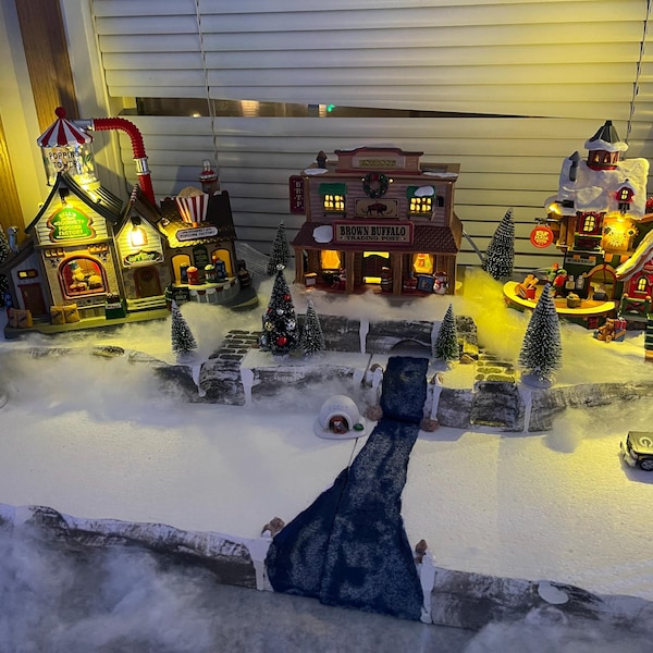 Christmas Village Display Platform Huge 4x8’ With Train Track Layout ...