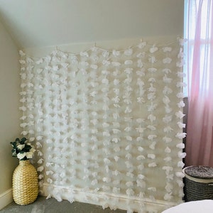 White Floral Backdrop White Flower Photobooth Backdrop - Etsy