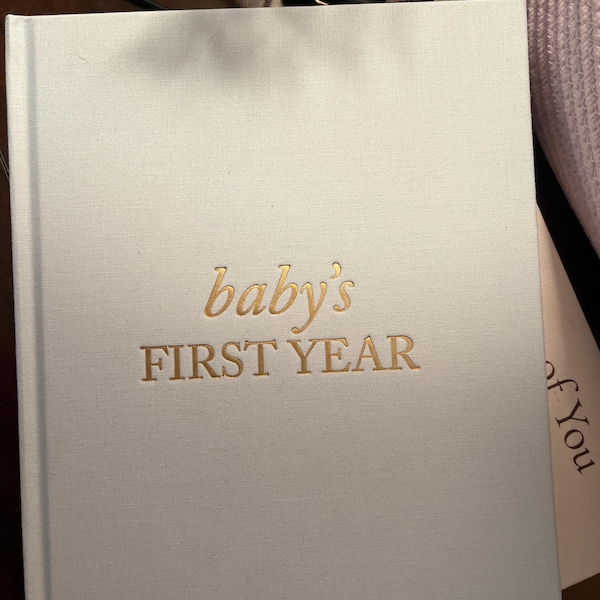 Holiday Memory Book: Christmas Scrapbook Album and Family Journal First ...