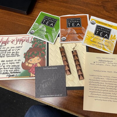 Wall Clock Pikake Tleaf Lei Wall Clock, Pink Party Lei, Hawaiian Floral ...