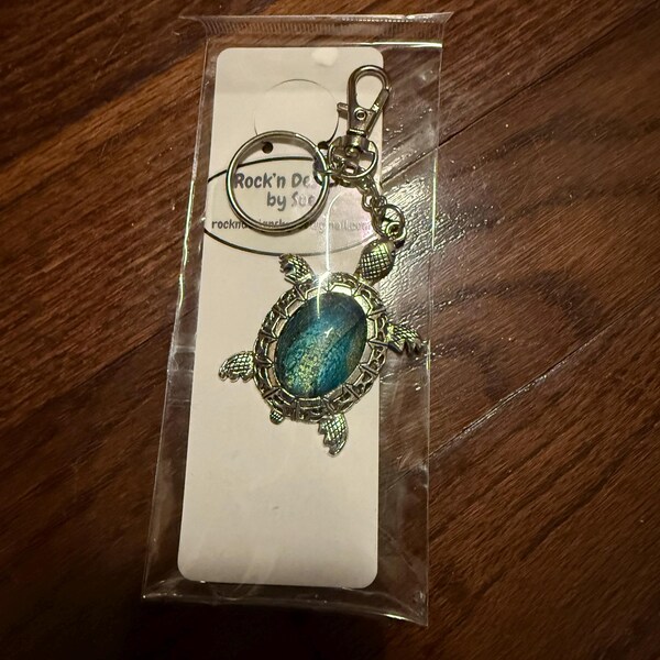 Handmade Sea Turtle Key Chain Accessory, Hand Painted Fluid Art ...