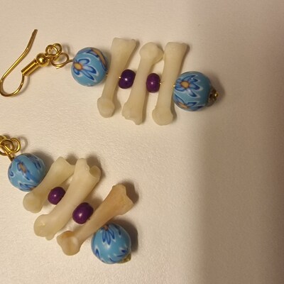 Fox Vertebrae With fake Crystal and Golden Spikes. - Etsy