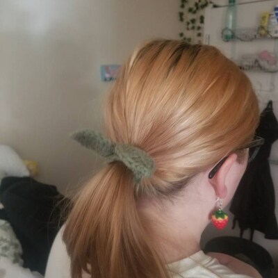 Crochet Sprout Hair Ties Handmade Leaf Scrunchies Cute - Etsy