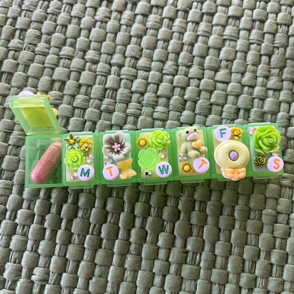 Teeny Pill Box Vitamin Case my Little Ponies Cute Pill Box, Medicine ...