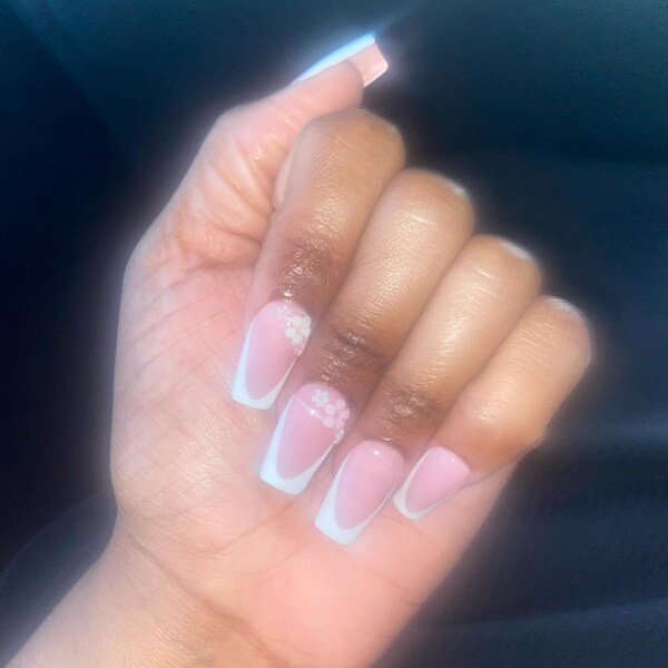 Charmed Beauty Luxury Nails Natural Nails Outline Nails Marble Nails ...