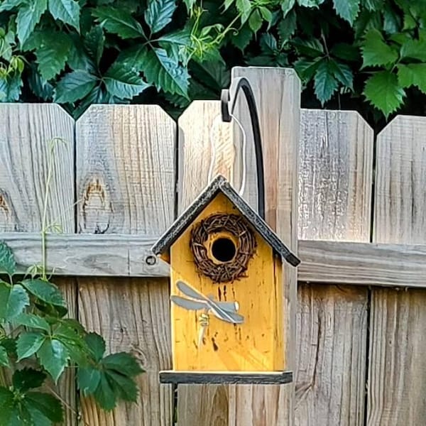 Rustic Primitive Birdhouse Rusty Dragonfly Birdhouse Outdoor Bird House ...