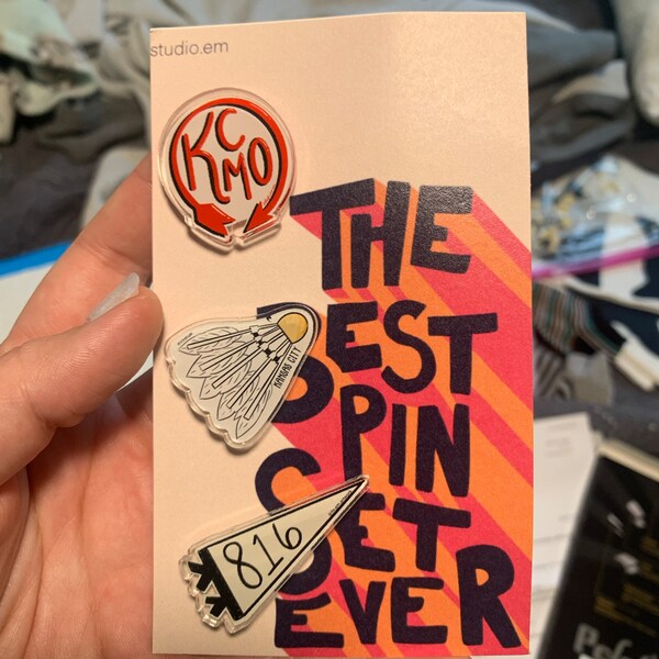 KC Shuttlecock Vinyl Sticker - Etsy