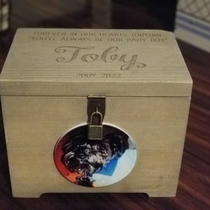 Personalized Pet Memory Box / Urn With Name and Quote or Poem - Etsy