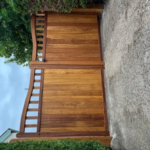 Wooden Entrance Gate Flat Top Garden Gates Round Spindles Handmade ...