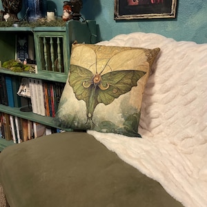 WanderAndChai - Etsy