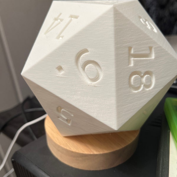 D20 Dice Lamp: 3D Printed Dungeons and Dragons Accent Light - Etsy