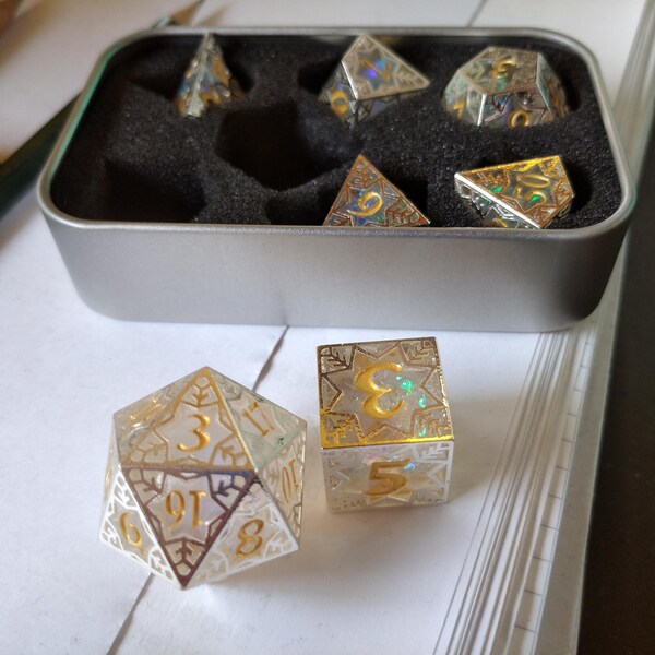 Cyberpunk Violet Iridescent Core Liquid Dice – Mesmerizing Black Sand ...