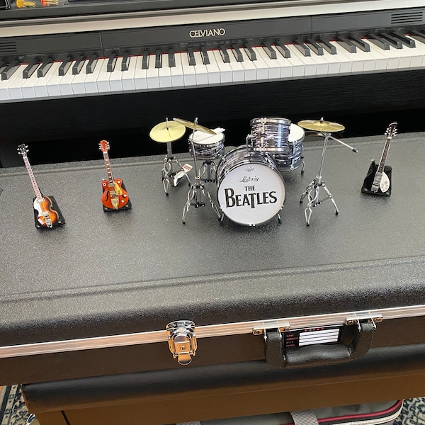Miniature Beatles Instrument Set Accurate Reproduction of Guitars With ...