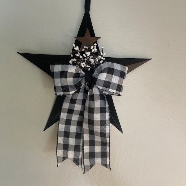 Buffalo Plaid 12" Black Star, White Pip Berries With Rusty Stars, Black ...