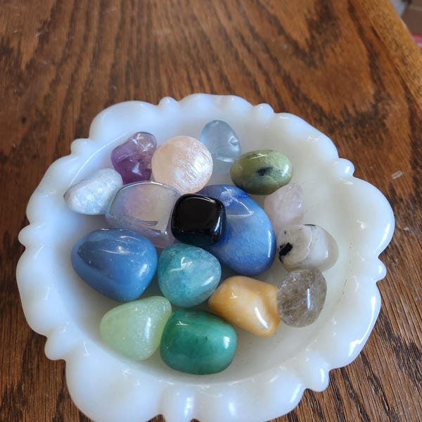 Yule Crystals, Winter Solstice Crystals, Crystals for Winter Holidays ...