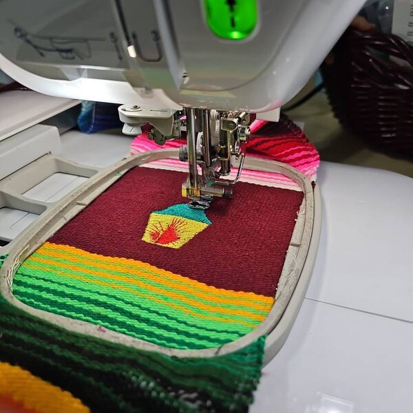 Claw Marks Embroidery Design Claw Machine Embroidery Design Pattern Paw ...