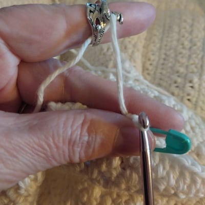 Yarn Tension Ring for Knitting or Crochet Adjustable Yarn Guide ...