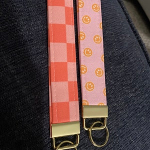 Coral & Pink Checkered Key Fob Wristlet, Groovy Retro Keychain ...