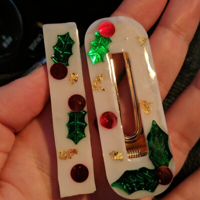 Holly Jolly Hair Barrettes, Holiday Resin Hair Clips , Mistletoe Hair ...