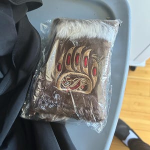 Cree First Nations Hand Beaded Light Blue 'bear Paw' Hair Barrette ...