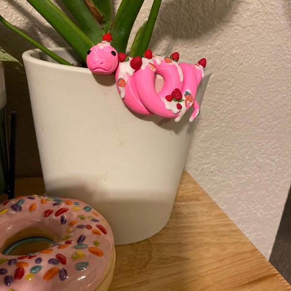 Flower Pot Snake Buddy, Blueberry Hand-crafted Clay Sculpture, Cute ...
