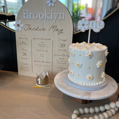 Daisy Cake Topper Flower Custom Name Rattan, Acrylic, Personalized Name ...