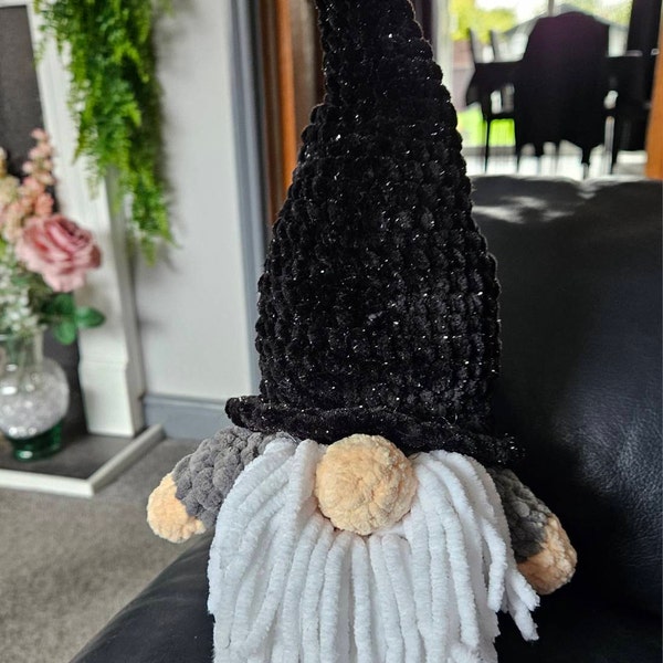 PATTERN: Plush Gnome Pattern - Amigurumi Chunky Gnome Pattern ...
